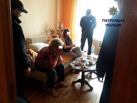 Патрульна поліція Волинської області Поламаний ніс струс мозку та гематоми матір побив