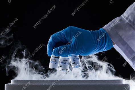 예방접종 주사 코로나바이러스 바이러스 코로나19 코로나바이러스 집단면역 주제 코로나바이러스 바이러스 약 의료품 치료 사건 콜드체인 이미지