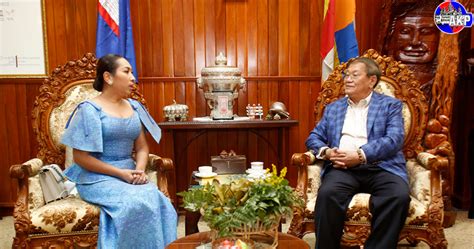 ឯកឧត្តម ខៀវ កាញារីទ្ធ អនុញ្ញាតឱ្យប្រធានក្រុមហ៊ុន Bn Events And Advertising និងសហការី