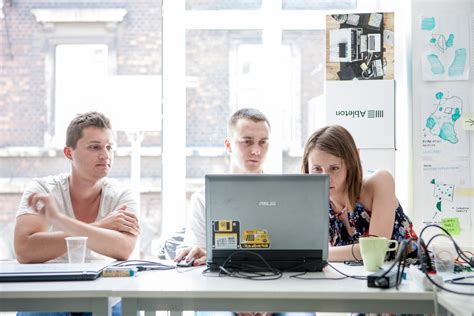 Function Vs Feature Simplicable