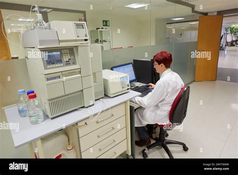 Hplc High Performance Liquid Chromatography High Pressure Liquid