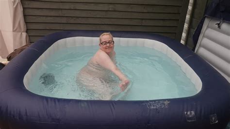 Wife In The Hot Tub 27 Nude Pics Xhamster