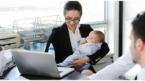 Waktunya Ibu Rumah Tangga Untuk Kembali Ke Dunia Kerja Lifestyle Fimela Com