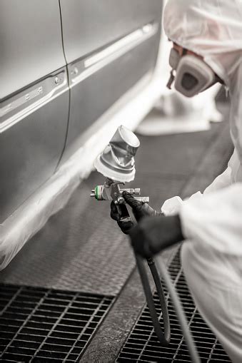 차체가 게 회화 상공 회의소에 있는 차 부분에 차 색도계 살포 페인트 그림 그리기에 대한 스톡 사진 및 기타 이미지 그림 그리기 차 페인트 Istock