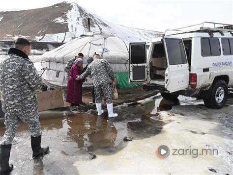 Үерийн эрсдэлтэй бүс дэх айлуудыг нүүлгэн шилжүүлж байна