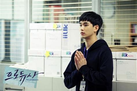 무쌍으로 심쿵하는 훈남 연예인 7명 오펀 디스커스