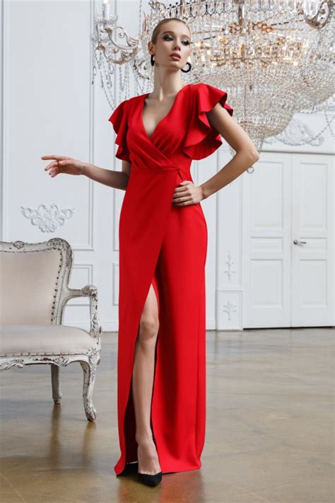 Вечерние платья больших размеров в Новосибирске