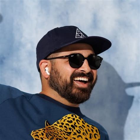 Alan Barba Alan Barba • Threads Say More