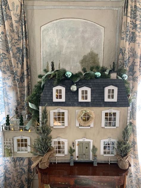 Victorian Dollhouse On Mantle Winter House Dollhouse Decor Dollhouse
