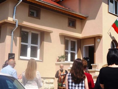 С водосвет откриха обновената по европроект Музикална школа в Разград Eufunds