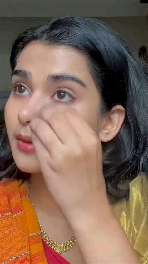 Pin By Alia Khan On Makeup Easy Makeup Tutorial Makeup By Eyelid