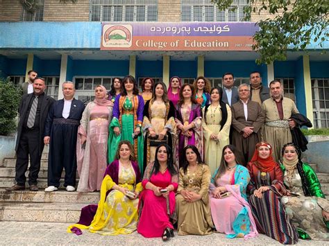 ڕۆژی جلی کوردی لە کۆلێجی پەروەردە Kurdish Clothes Day In College Of