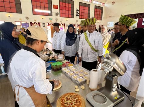 Pelajar Orang Asli Pandai Cipta Robot Kosmo Digital