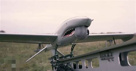 Порошенко передав військовим два безпілотні комплекси Shark