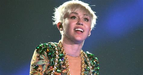 Miley Cyrus Allegedly Refuses To Talk To Dad Billy Ray Cyrus After His