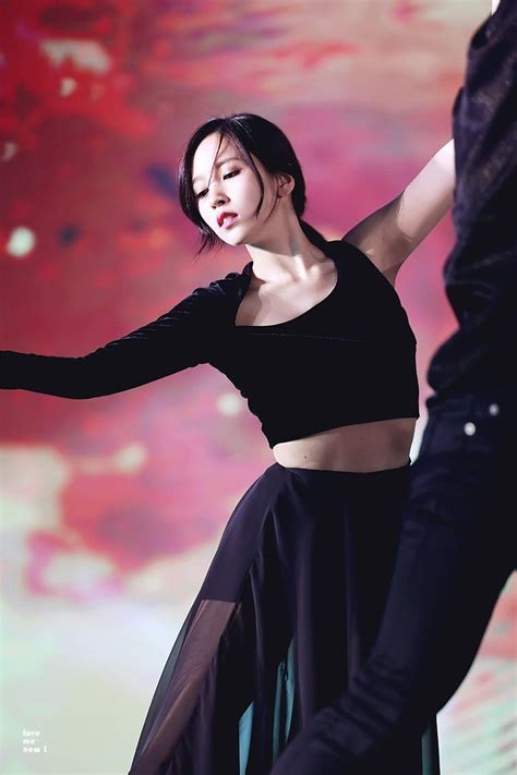 These Photos Prove How Graceful And Dramatic Twices Mina Is When