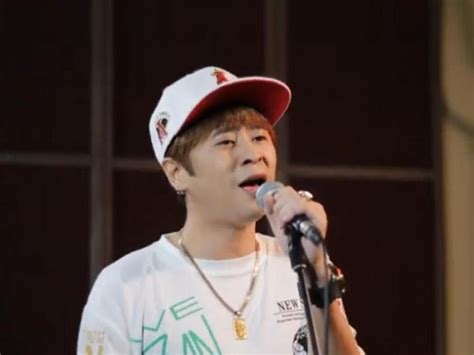 Jc Regino Performs On Spotlight Music Sessions Gma Entertainment