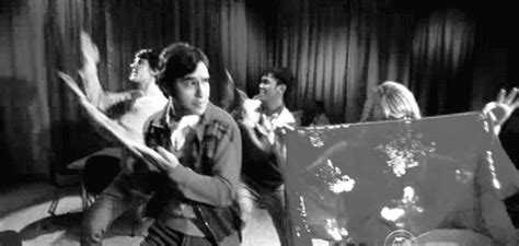 Bernadette And Raj Penny Amy And Bernadette Fan Art Fanpop