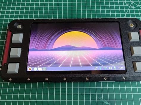 This Raspberry Pi Tablet Features A Chorded Keyboard For Fast Typing