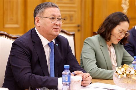 Ерөнхий сайд Г Занданшатарт Казахстан Улсын Шадар сайд бөгөөд Гадаад хэргийн сайд бараалхлаа