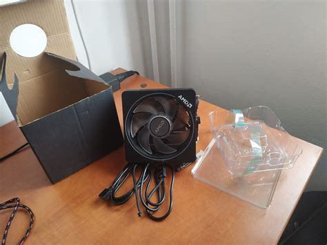 Cooler Procesor Amd Wraith Prism Rgb Led