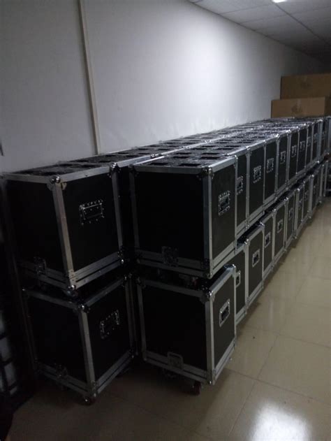 3x3 Led 스파이더 이동 헤드 스테이지 효과 조명 의 고품질 3x3 Led 스파이더 이동 헤드 스테이지