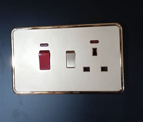 Floor Socket Electric Box Receptable Waterproof IP40 Protection