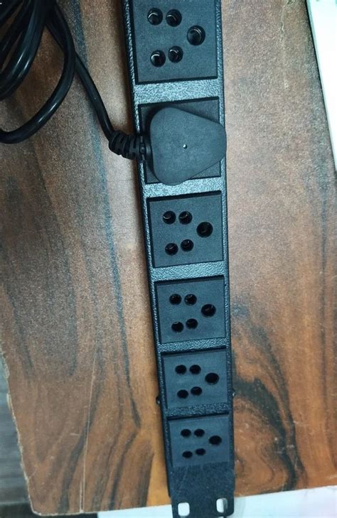 5 2 Pin 6 Socket Power Distribution Unit 1 Meter At Rs 500 In New Delhi Id 2851771150173