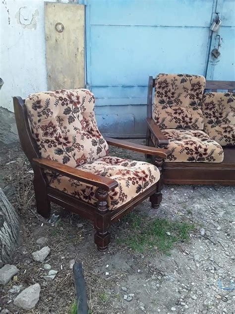 მეორადი ავეჯი გასაშლელი ნაჭრის სამეული არის კარგ