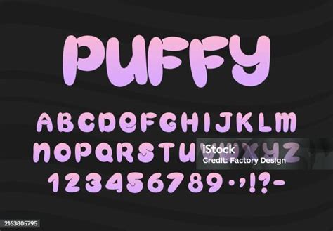 만화 거품 알파벳 분홍색과 보라색의 대문자 숫자 및 구두점이 특징인 푹신한 통통한 글꼴입니다 어린이용 디자인 파티 초대장 로고 및 타이포그래피에 적합합니다 벡터 일러스트