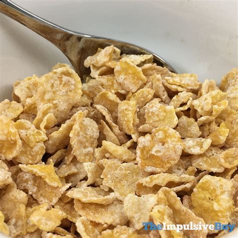 Review Kelloggs Limited Edition Banana Creme Frosted Flakes