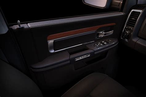 2014 Ram 3500 Interior Pictures