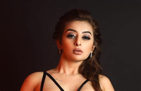 Web Series Actress Ankita Dave Did A Bold Photoshoot In Front Open