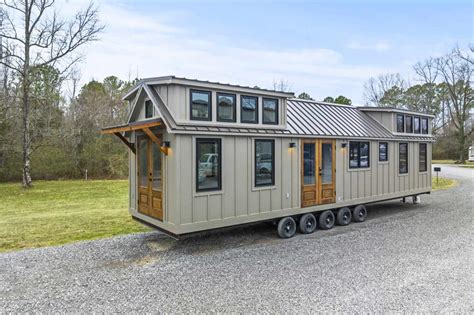 Tiny Contemporary Homes On Wheels