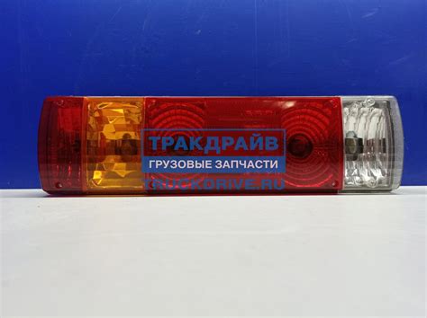 Фонарь задний левый FAW J6 с подстветкой номерного знака 3716015-362 ...