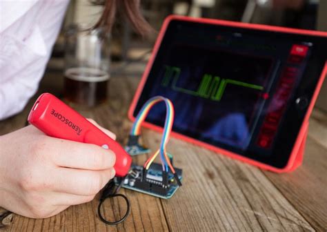 Aeroscope Is A Bluetooth Wireless Oscilloscope Probe Using Your Android Tablet Or IPad For