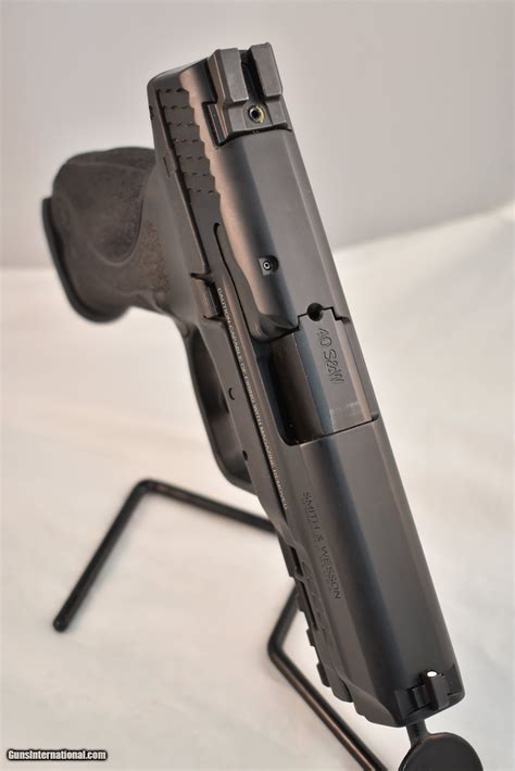 Smith And Wesson Mandp 40 M2 0 Carry And Range Kit