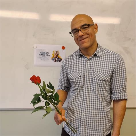 Ibland Har Jag Hög Volym Dikt Av Aydin Amir Hashimi Klassperspektiv