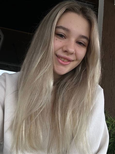 F19 Blonde Hair R Sexyhair