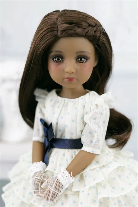 Ruth Fan Edition Ruby Red Fashion Friends