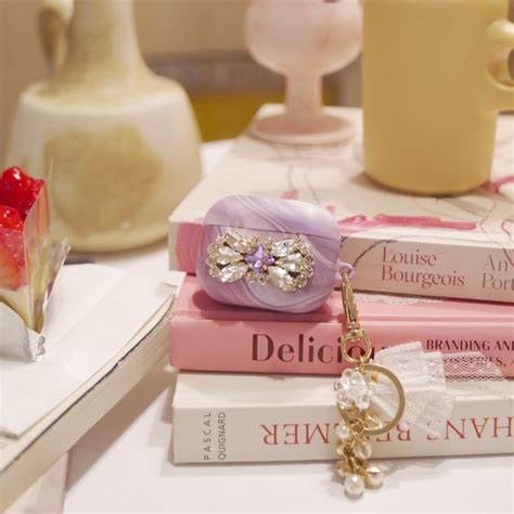 퍼플마가렛 123세대 프로12 에어팟케이스 주문제작 자체제작 친구 생일 기념일 선물 하드 무선충전 큐빅 보석 대리석 에이블리