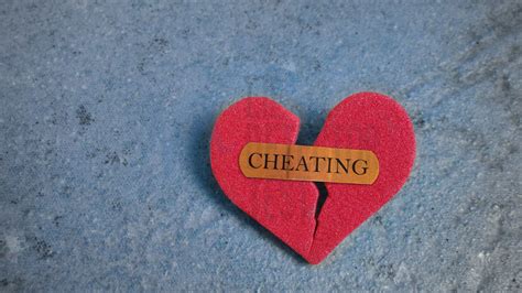 How Men Typically React When They Cheat Take A Closer Look LIE DETECTOR TEST U K SERVICES