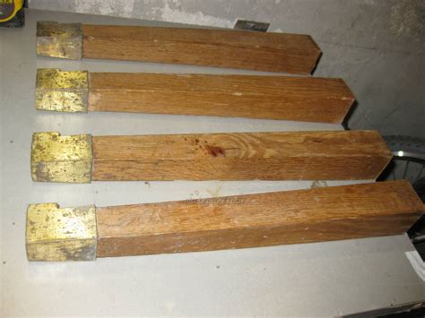 Дървени крака за маса Обков Мебели за дома и офиса Пловдив Продавам дървени крака за м