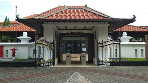 15 Review Menarik Museum Sonobudoyo Wisata Sejarah Budaya Jawa