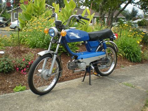 What Is The Best 50cc Moped With Pedals That Looks Like A Motorcycle