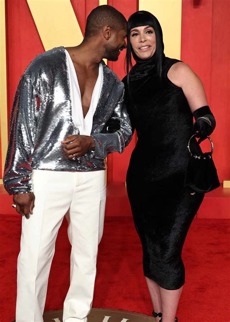 The Best Photos Of Usher And His Wife Jennifer Goicoechea