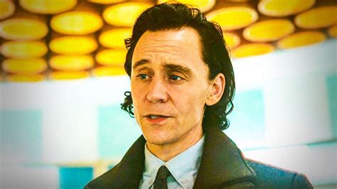 Tom Hiddleston Face Half
