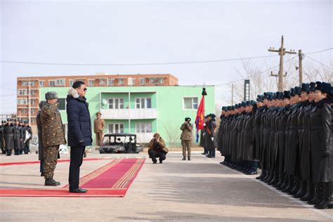 Монгол Улсын Ерөнхийлөгч Ухнаагийн Хүрэлсүхийн Xvii жарны “Үзэсгэлэн болгогч” хэмээх Усан туулай