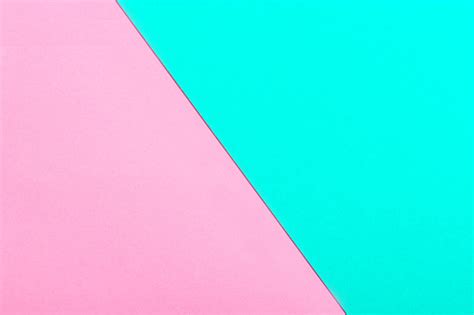 분홍색 및 청록색 컬러 종이 질감 배경 트렌드 색상 기하학적 종이 배경입니다 부드러운 종이 배경의 화려한 공예에 대한 스톡 사진