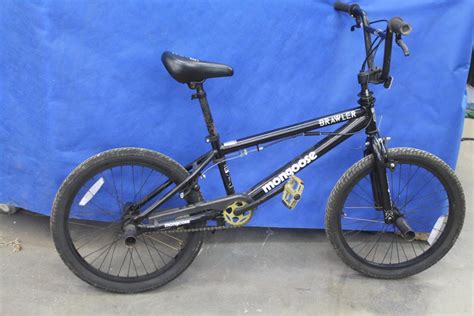 Lot 20 Black Mongoose Brawler Bmx Bike